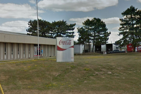 Workers at Coca-Cola in London, Ont., agree to contract | Canadian HR ...